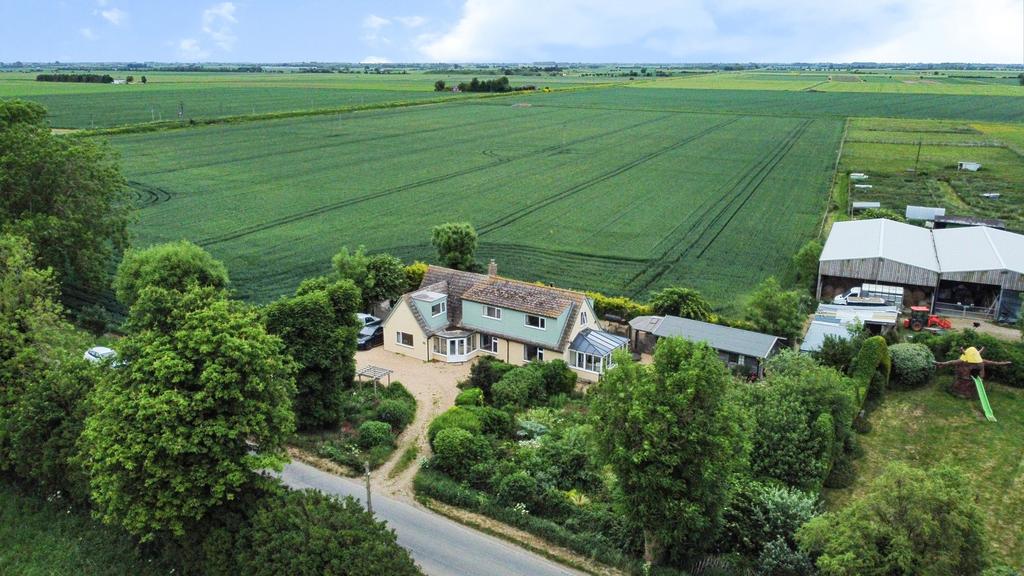 Whaplode Drove LINCOLNSHIRE 4 bed detached house for sale - £750,000