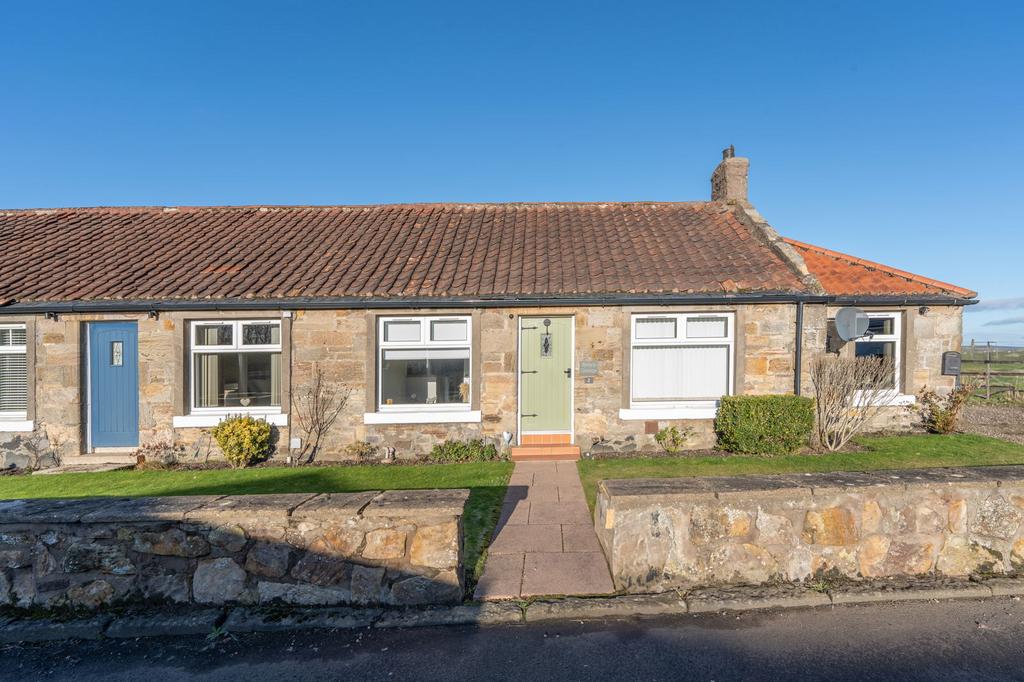 Cluny KY2 2 bed semi-detached bungalow for sale - £220,000