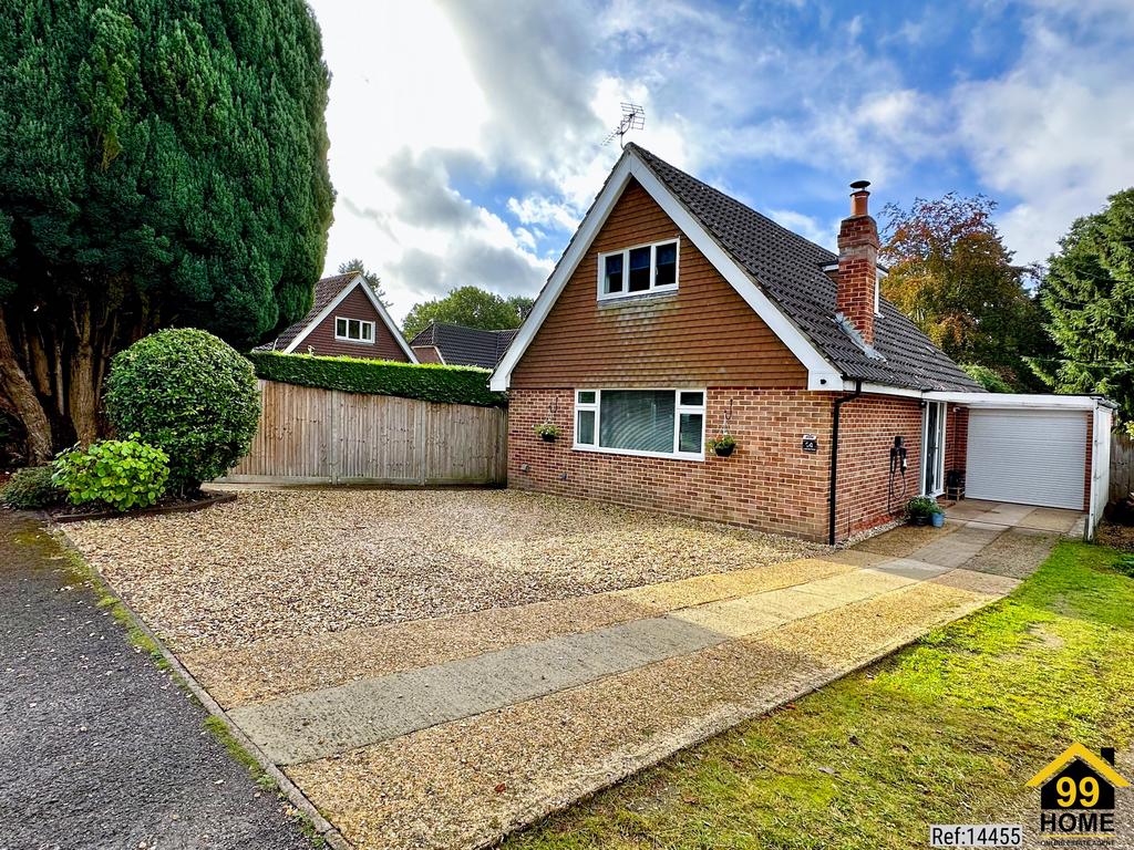 Ludshott Grove, Headley Down, Bordon... 3 bed detached house for sale ...