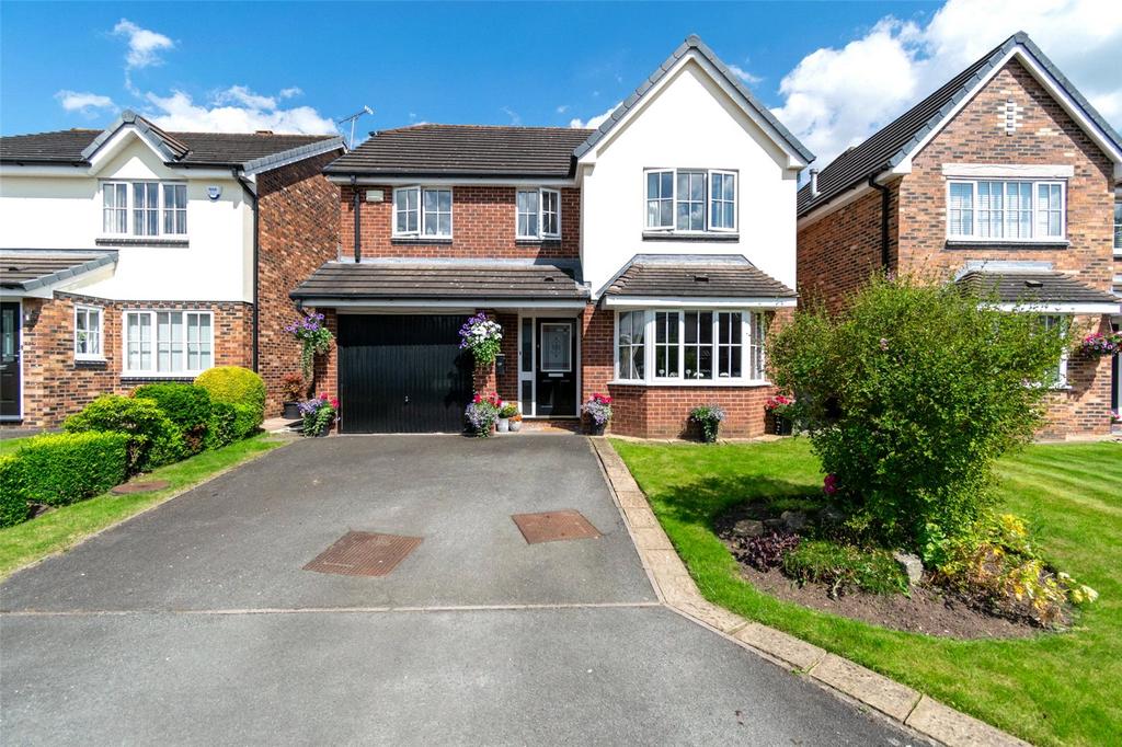 Diploma Drive, Middlewich 4 bed detached house - £345,000