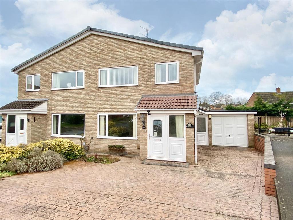18 Cardington Drive, Shrewsbury, SY1 3HD 3 bed semi-detached house for ...