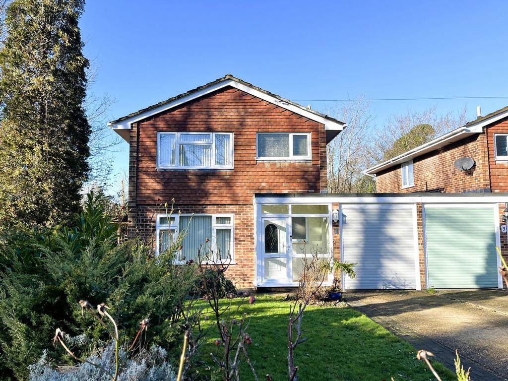 Military Road, Gosport, PO12 3BX 3 bed detached house for sale - £375,000