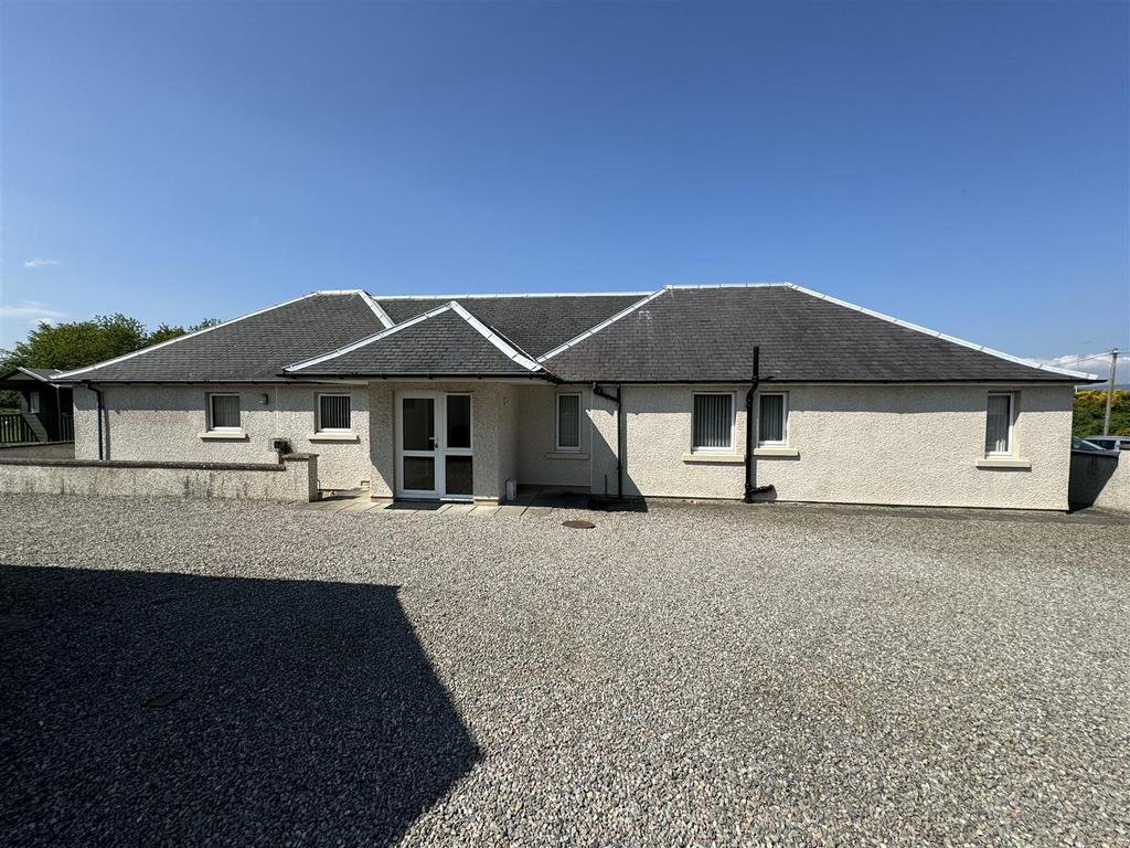 6 Inshes Holdings, Inverness 4 bed detached bungalow for sale - £360,000