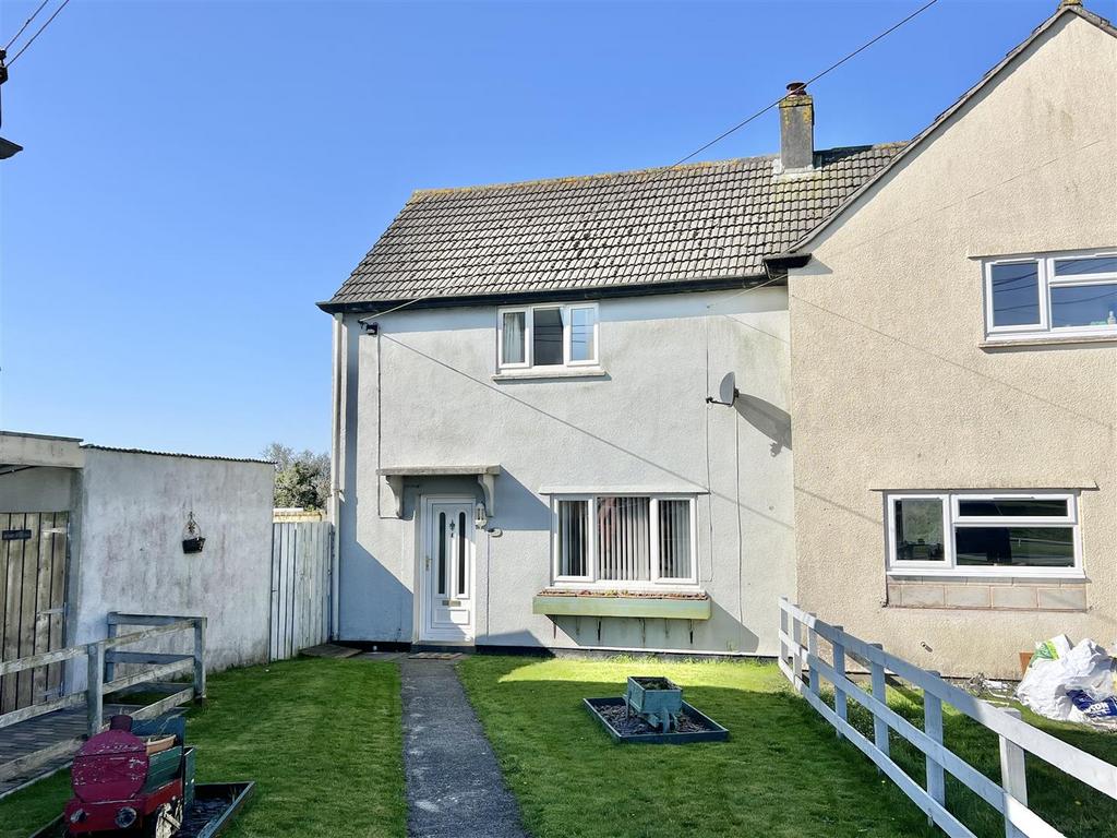 Trezaise Road, Roche 2 bed end of terrace house for sale - £200,000