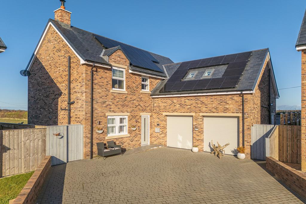 Christon Bank, Embleton, Alnwick NE66 4 bed detached house - £600,000