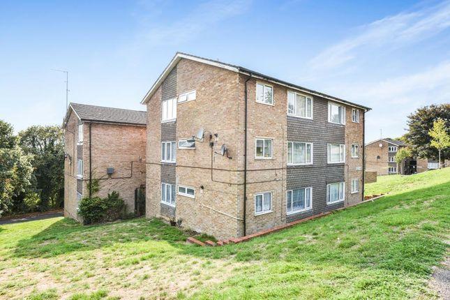 High Wycombe HP13 1 bed flat - £180,000