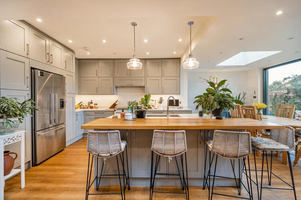 Erpingham Road, Putney, London, SW15 5 bed semi-detached house - £2,200,000