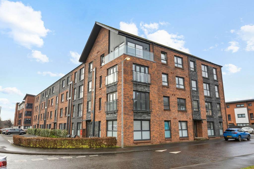 Fingal Road, Renfrew, PA4 2 bed flat for sale - £160,000