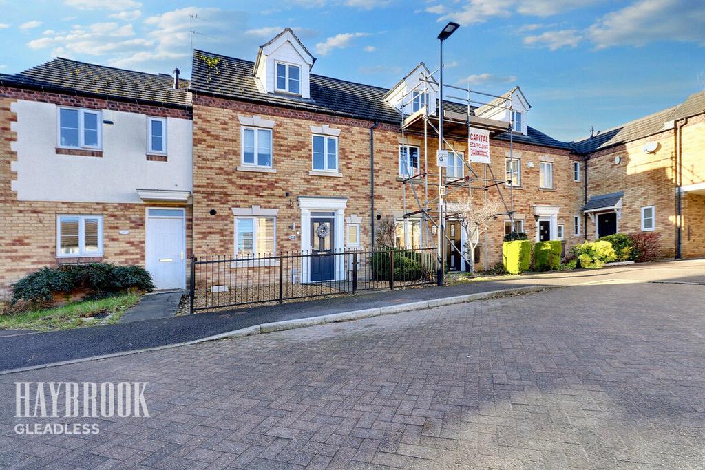 Gleadless View, Sheffield 4 bed townhouse for sale - £240,000