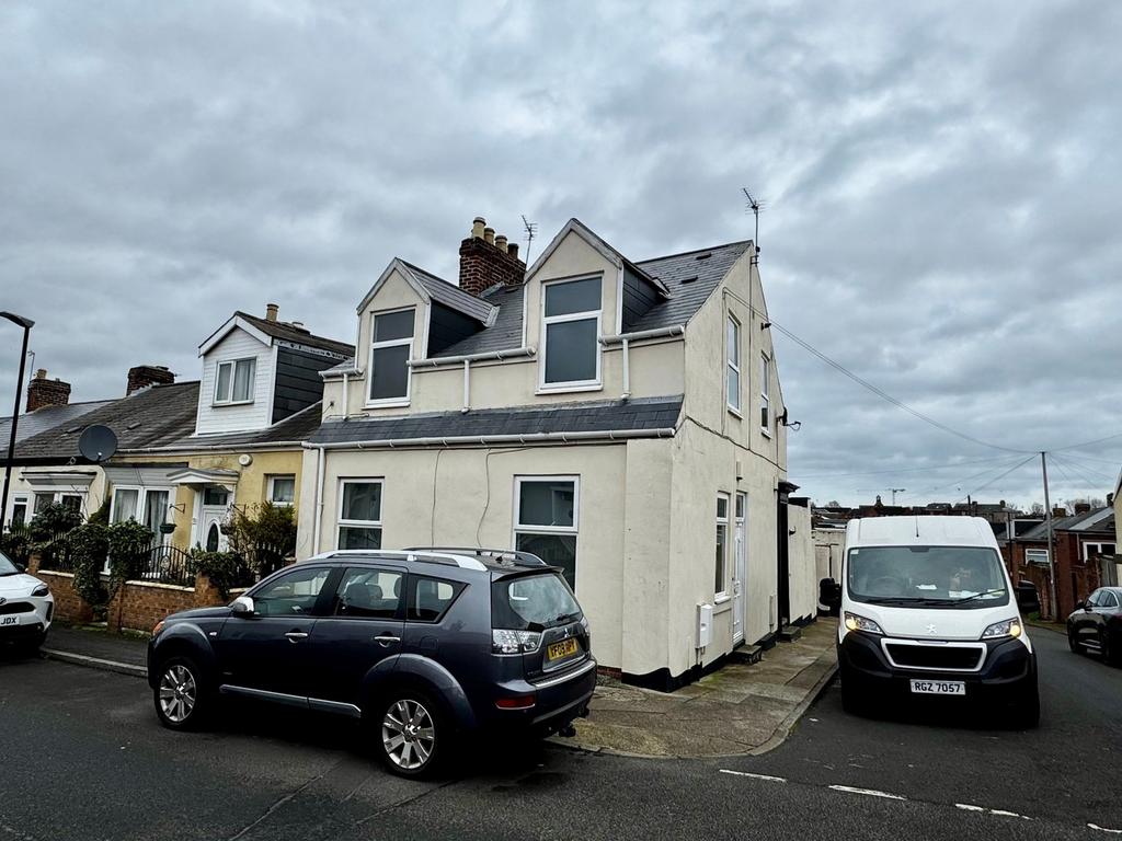 Aiskell Street, Millfield... 2 bed apartment - £650 pcm (£150 pw)