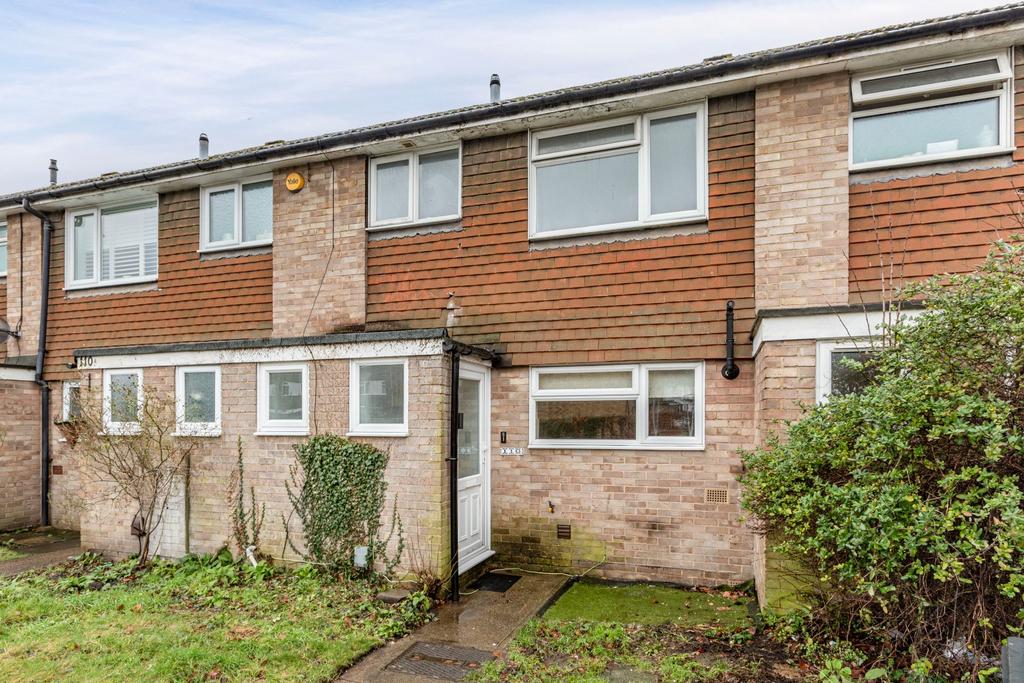 High Road, West Byfleet KT14 3 bed terraced house - £400,000