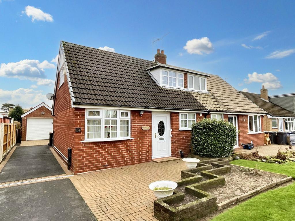 Bradeley Road, Haslington, CW1 2 bed semi-detached bungalow - £220,000