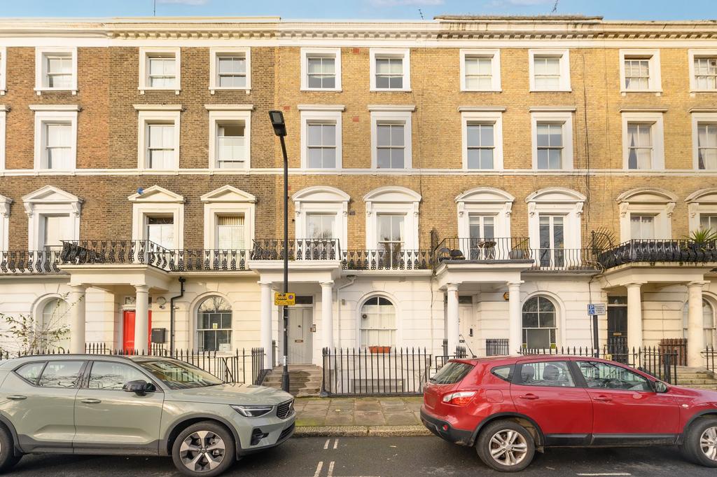 Oakley Square, London 2 bed flat for sale - £625,000