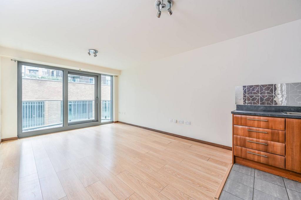Orbis Wharf, Bridges Court Road... 1 bed flat for sale - £400,000