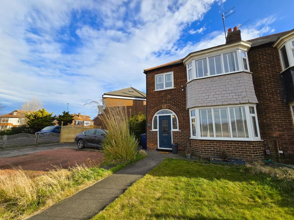 Redcar Lane, Redcar, TS10 3 bed semi-detached house - £189,950