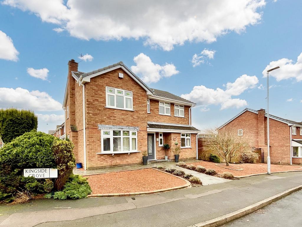 Kingside Grove, Stoke-On-Trent, ST4 4 bed detached house - £415,000