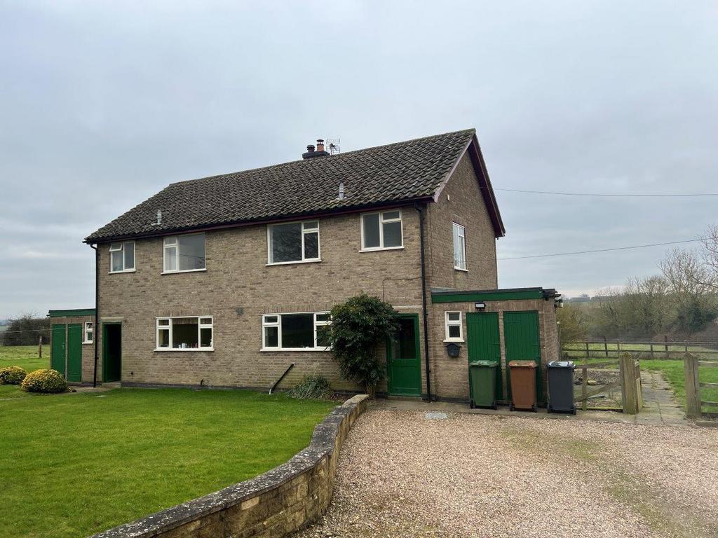 STONESBY ROAD, SALTBY 3 bed semi-detached house - £1,050 pcm (£242 pw)