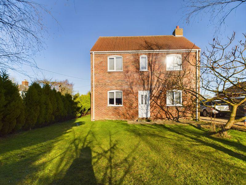 Anvil House, Lowthorpe, Southrey 4 bed detached house for sale - £550,000