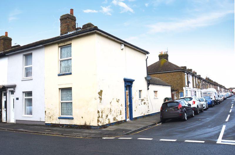Berridge Road, Sheerness 2 bed terraced house for sale - £145,000