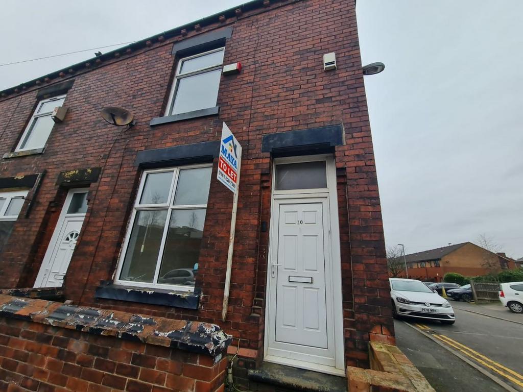 Sheepfoot Lane, Oldham 2 bed terraced house - £950 pcm (£219 pw)