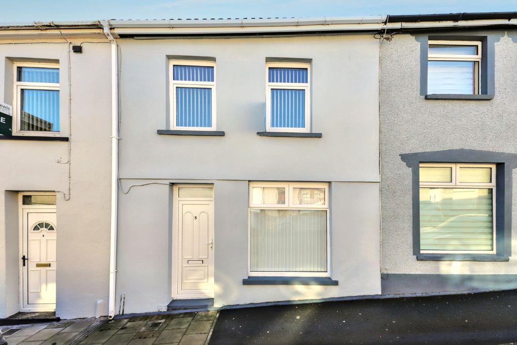 Merthyr Tydfil CF47 3 bed terraced house - £157,500