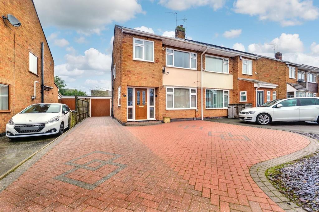 Postbridge Road, Styvechale, Coventry 3 bed semi-detached house for ...