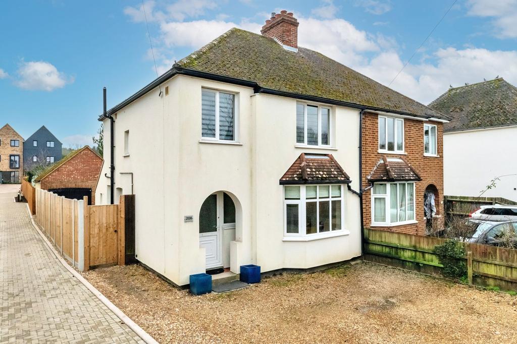 Queen Ediths Way, Cambridge CB1 3 bed semi-detached house to rent - £ ...