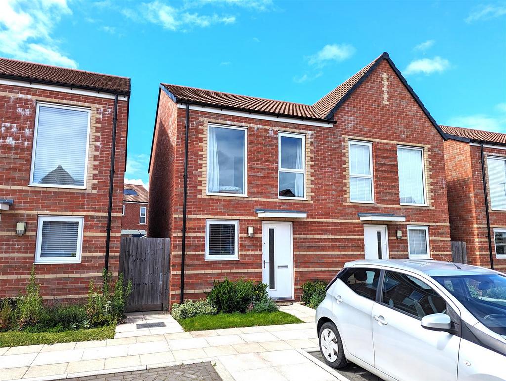 Casey Close, Filwood Park, Bristol 2 bed semi-detached house for sale ...