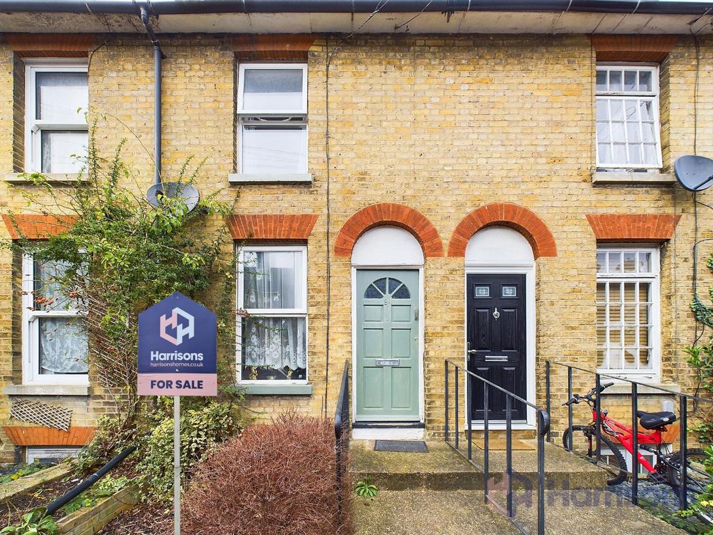 Ospringe Road, Faversham, Kent, ME13 7LG 2 bed terraced house for sale ...