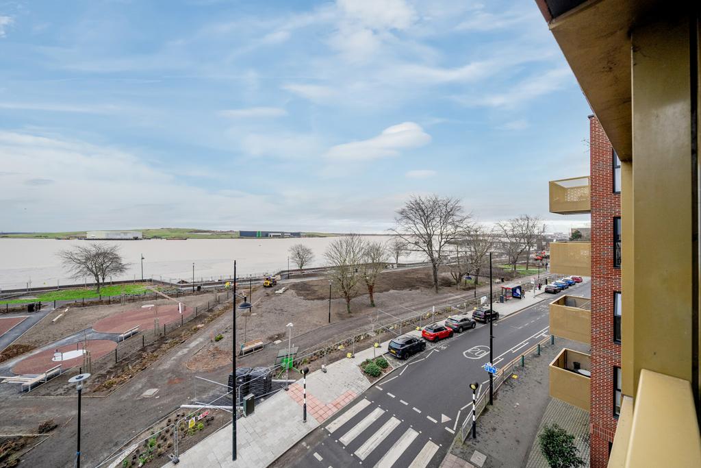 Erith High Street, Erith 2 bed apartment for sale - £300,000