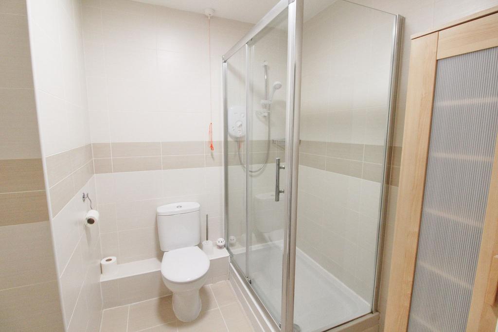 Flat 27 Mountfield Court, Howards... 2 bed apartment for sale - £125,000