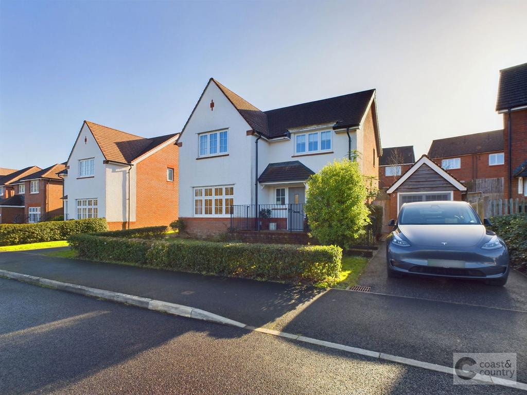 Primrose Drive, Newton Abbot 4 bed detached house for sale - £480,000
