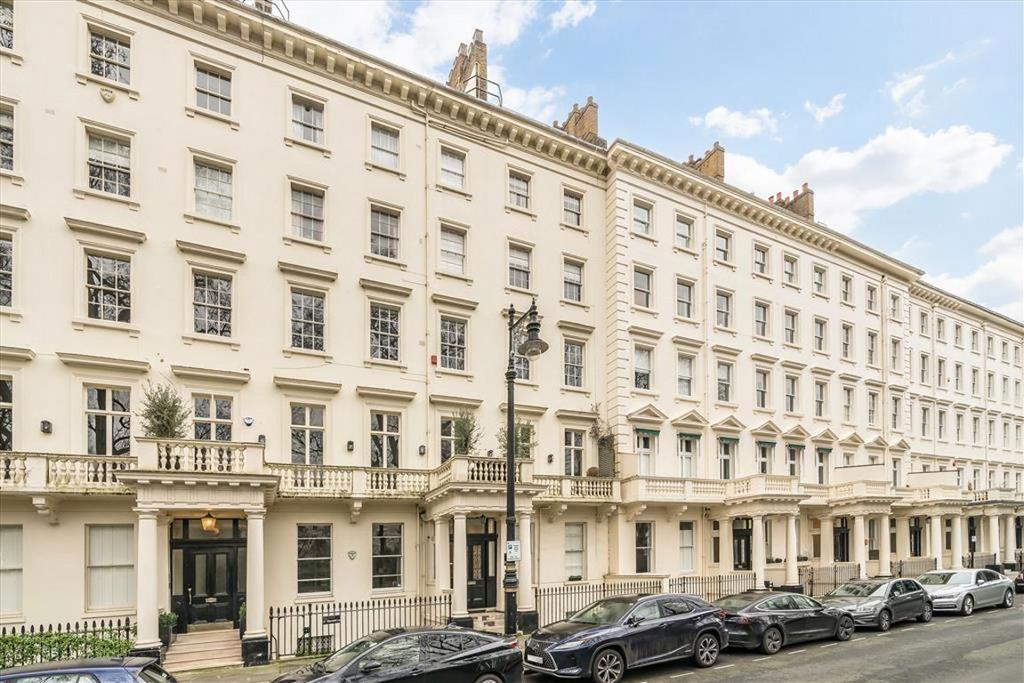 Warwick Square, London SW1V 3 bed flat for sale - £2,250,000