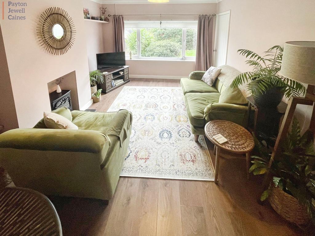 Merlin Crescent, Cefn Glas, Bridgend... 2 bed semi-detached bungalow ...