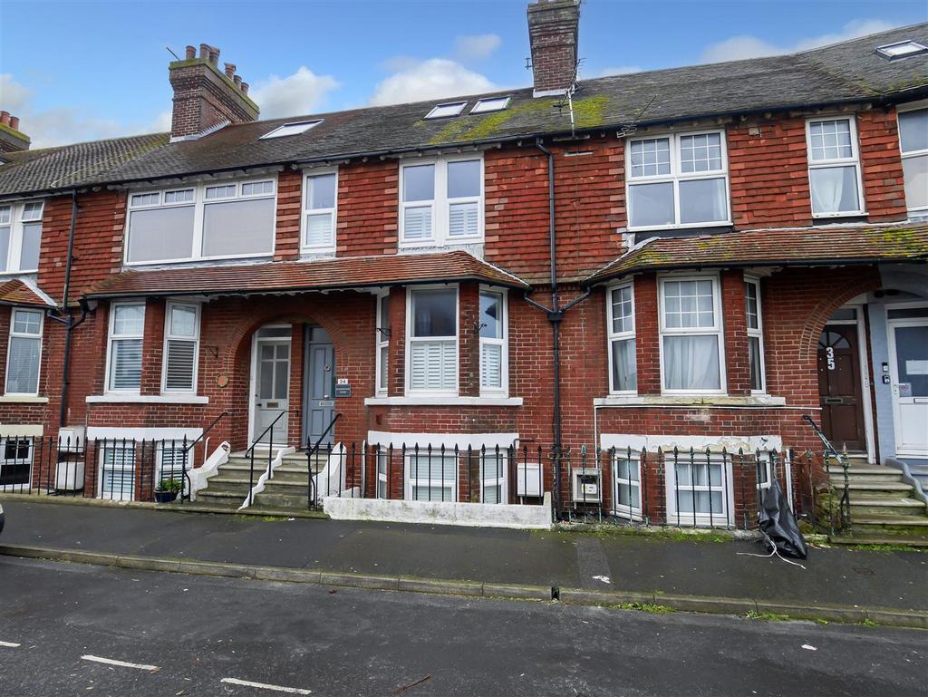 Pier Road, Littlehampton BN17 4 bed terraced house for sale - £475,000