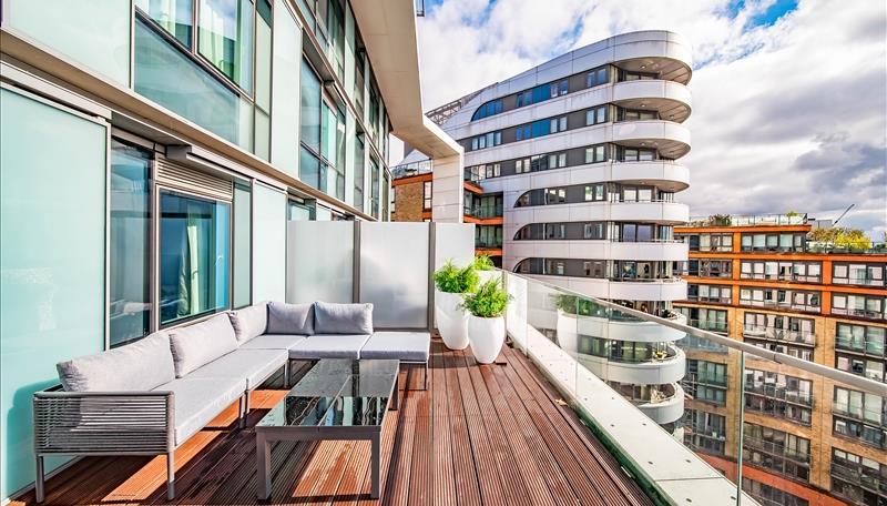 Merchant Square East, London, W2 3 bed apartment - £8,493 pcm (£1,960 pw)