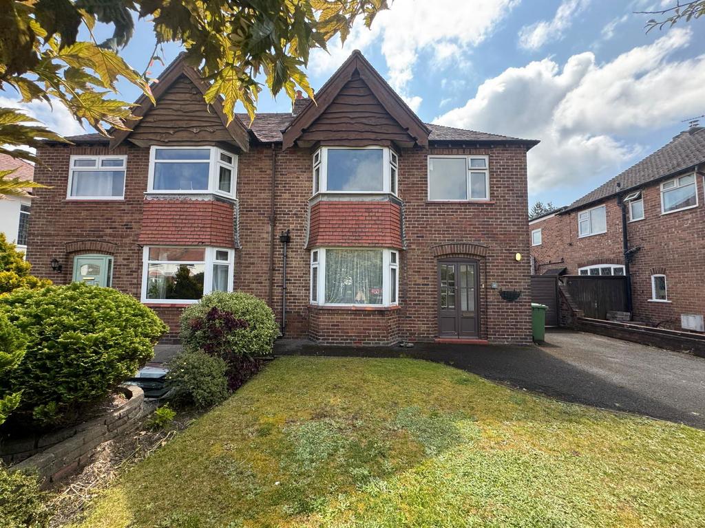 Lynton Road Southport PR8 3AP 3 bed semi-detached house for sale - £340,000