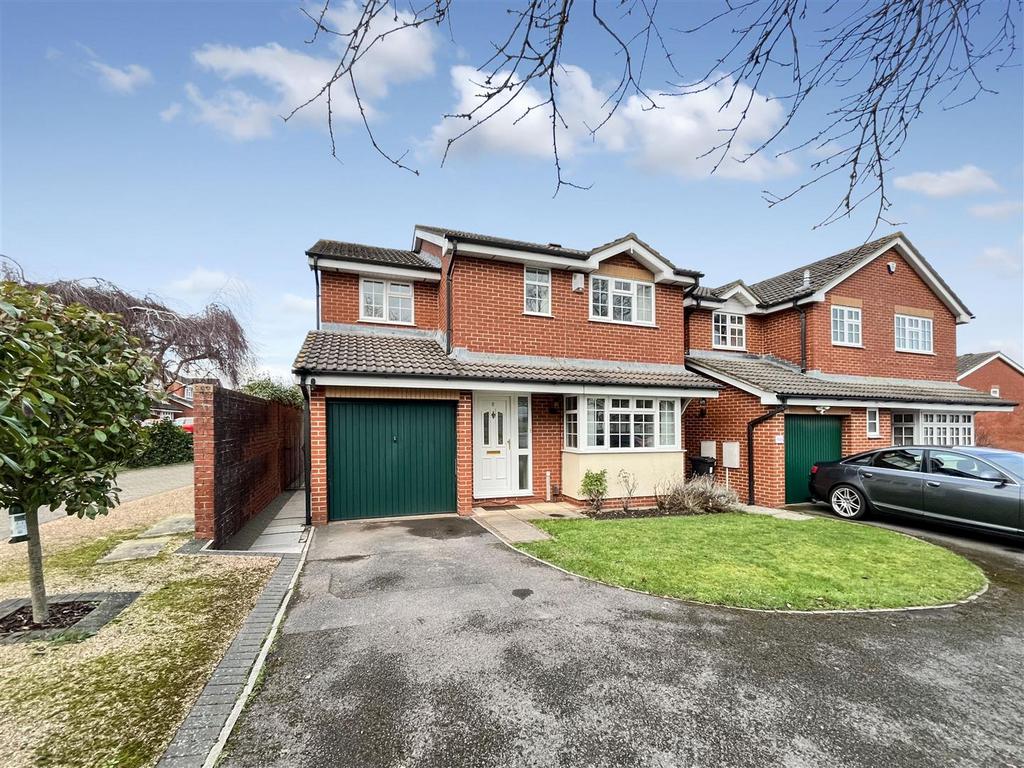 Roy King Gardens, Warmley, Bristol 4 bed detached house for sale - £449,950