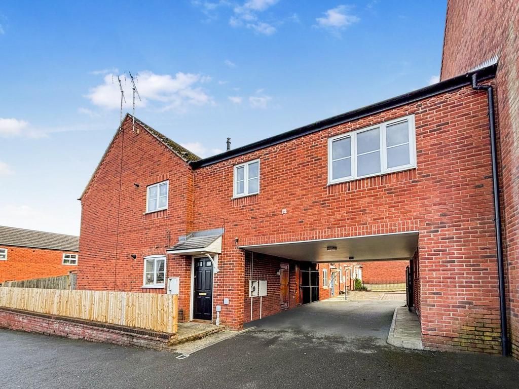 Shenstone Road, Edgbaston, Birmingham 1 bed flat - £134,950