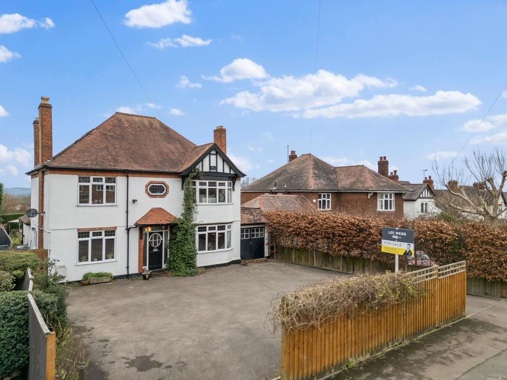Stroud Road, Gloucester GL4 5 bed detached house for sale - £695,000