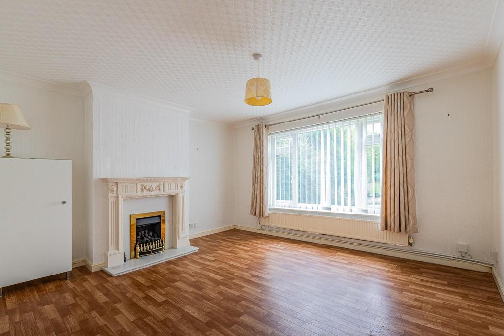 Pant Y Celyn Road, Penarth CF64 2 bed ground floor flat - £190,000