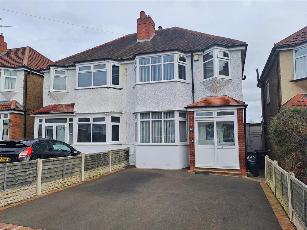 Barrows Lane, Sheldon, Birmingham 3 bed semi-detached house - £280,000