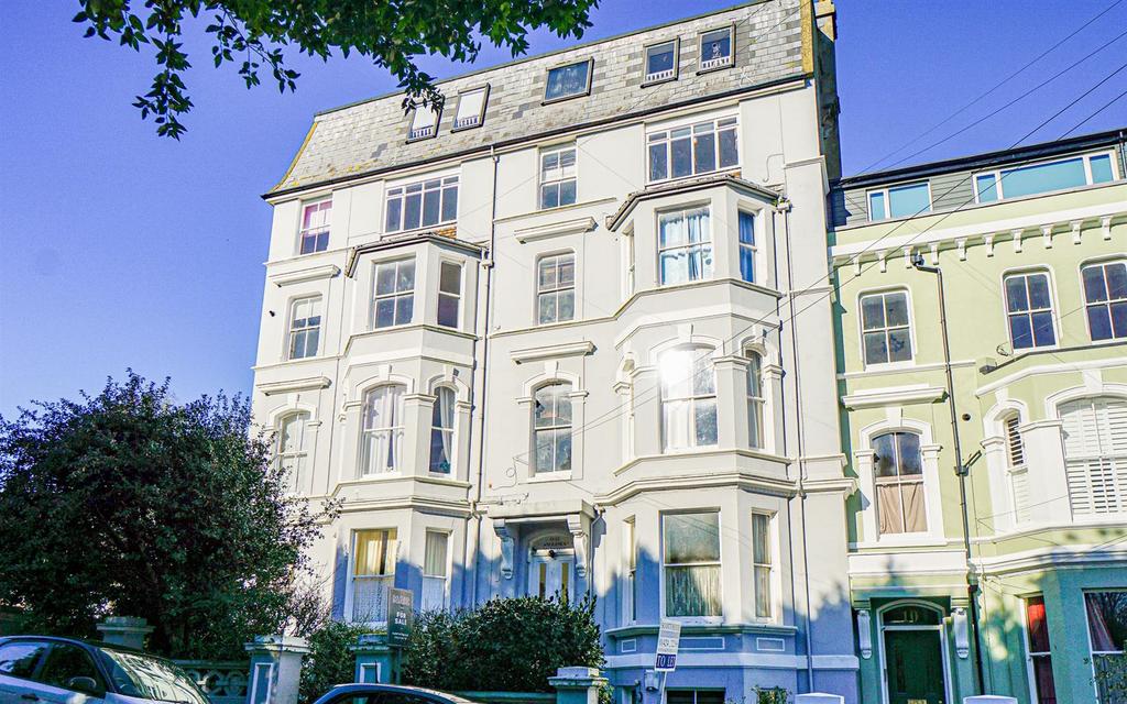 Anglesea Terrace, St. Leonards-On-Sea 2 bed flat - £225,000