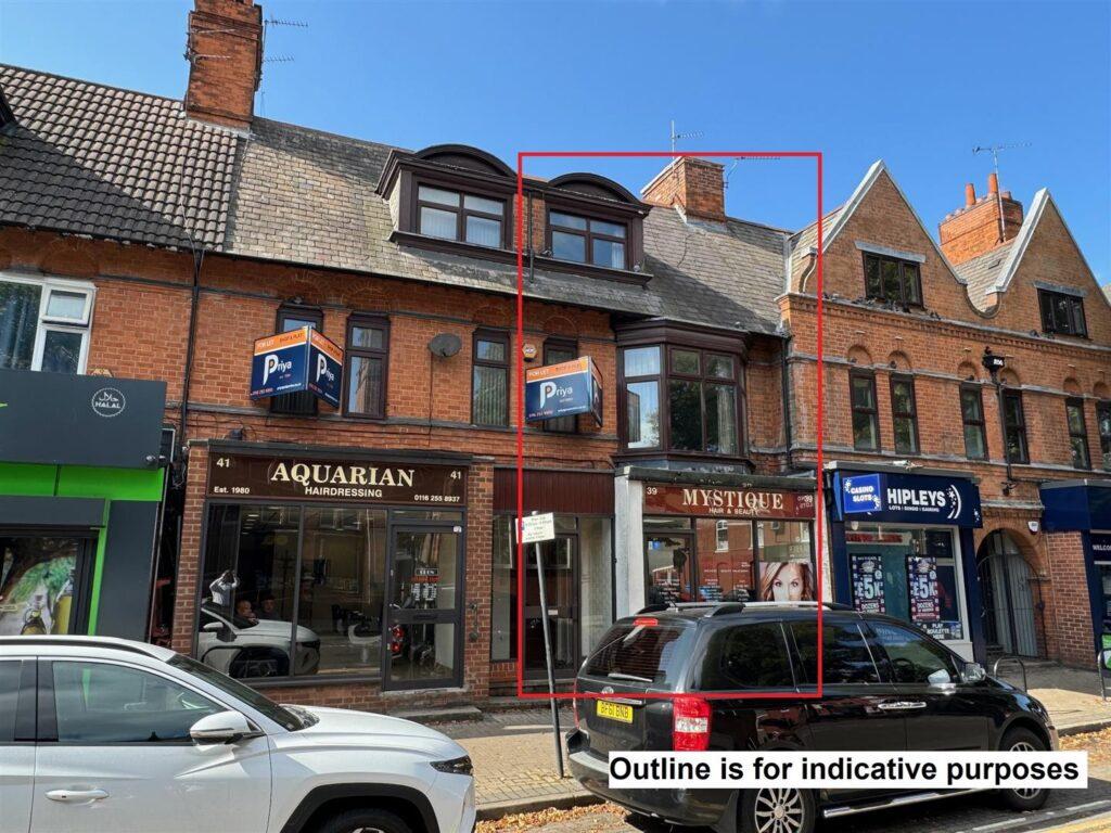 Narborough Road, Leicester LE3 Property - £2,500 pcm (£577 pw)