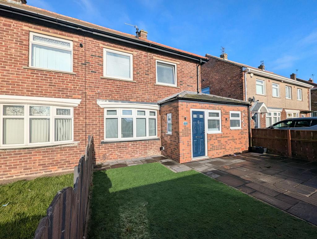 Perth Avenue, Jarrow, NE32 2 bed property - £140,000