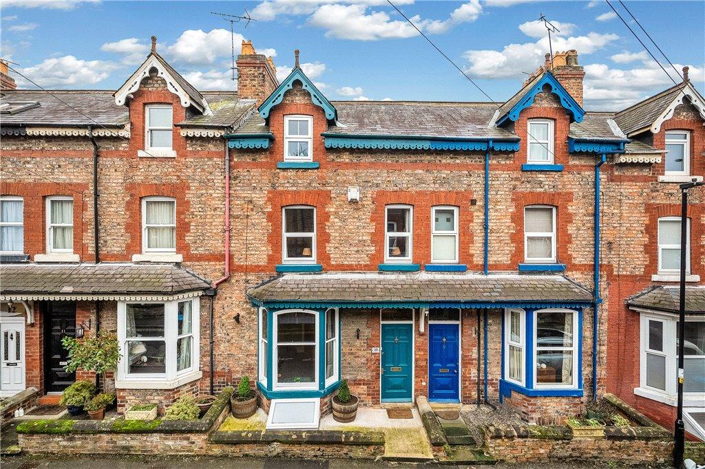 Westbourne Grove, Ripon, North Yorkshire 4 bed terraced house for sale ...