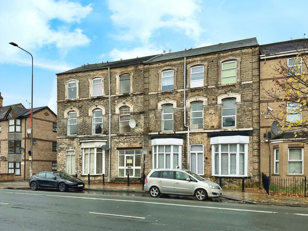 West Park House, Spring Bank, Hull... 1 bed apartment for sale - £50,000