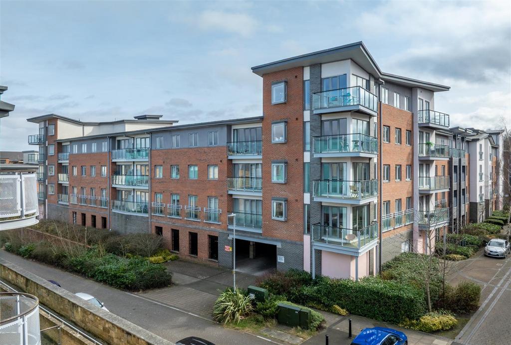 Cameronian Square, Gateshead, NE8 2 bed apartment for sale - £170,000