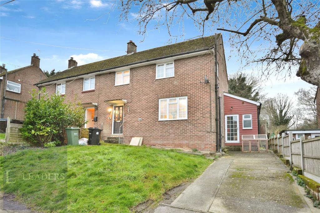 Brook Meadow, Sible Hedingham, Halstead 4 bed semi-detached house - £ ...