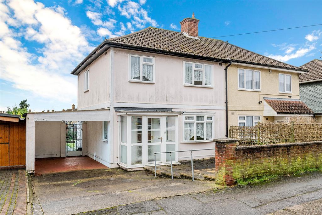Radstock Way, Merstham RH1 3 bed semi-detached house for sale - £350,000